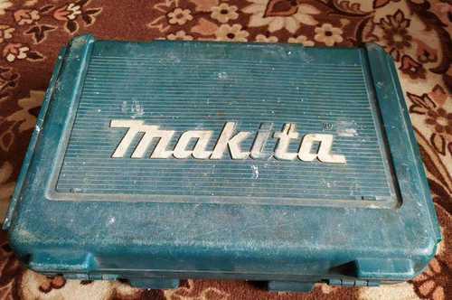 Шуруповерт makita