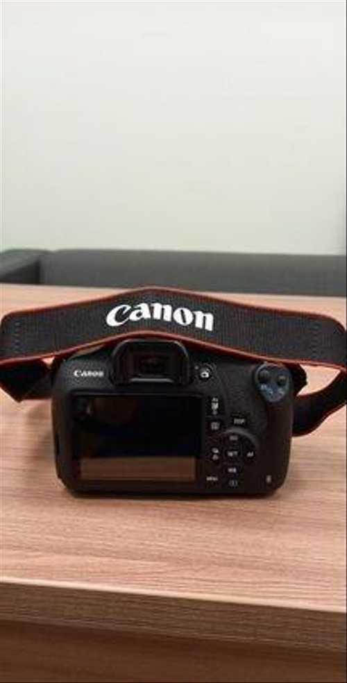Продается зеркальный фотоаппарат Canon