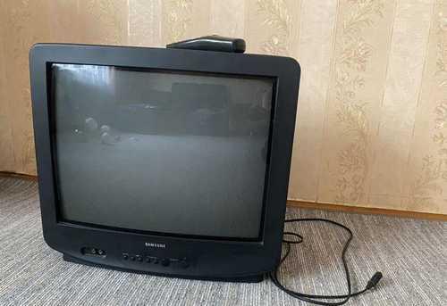 Телевизор samsung (диагональ 21, работает)