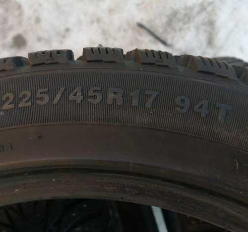 Marshal 7400 225/45 R17 19C
