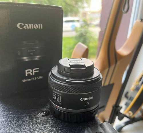 Объектив Canon RF 50Mm F1.8 Stm на Canon