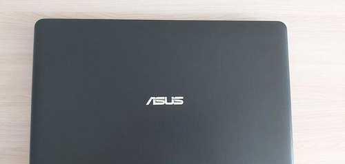 Ноутбук Asus Core i5/8гб/GeForce 820(2гб) /17дюйм