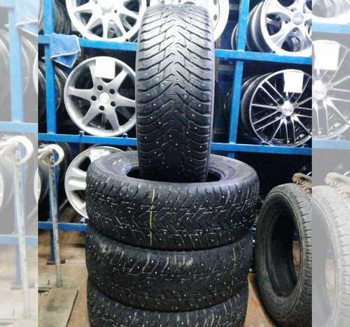 Nokian Tyres Hakkapeliitta 8 SUV 265/65 R17 116T