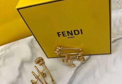 Серьги Fendi золотые