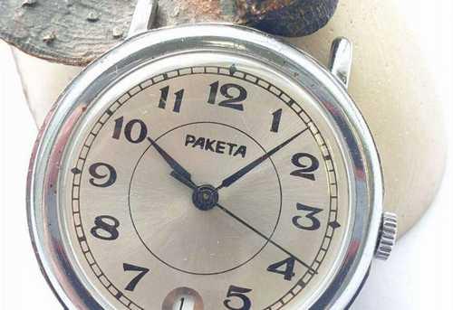 Часы ракета 2614 светлые из СССР