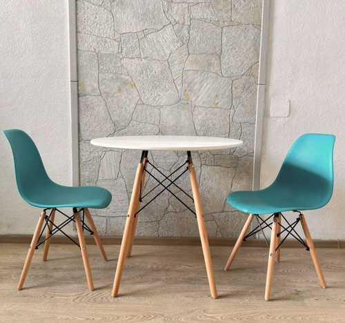 Обеденная группа Eames стол и 2 стула