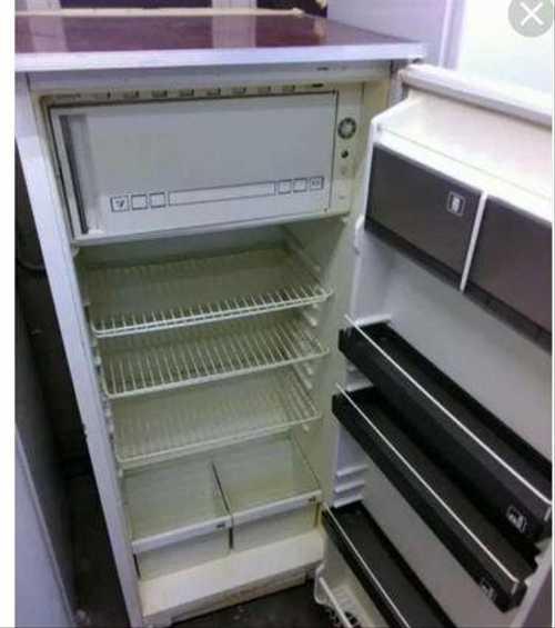 Холодильник бу полис