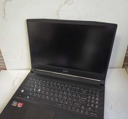 Ноутбук MSI Alpha 15 b5eek-237xru