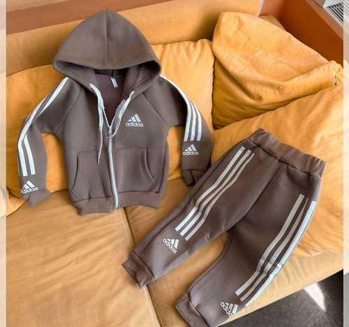 Спортивный костюм adidas детский 98 104