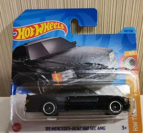 Hot Wheels Mercedes-Benz 560 Sec Amg