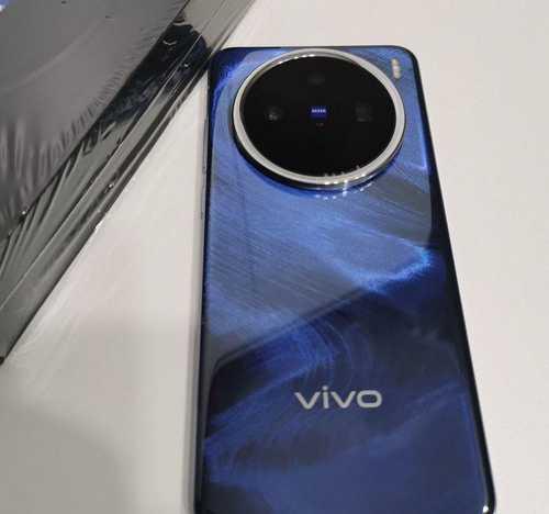 Vivo X200, 12/256 ГБ