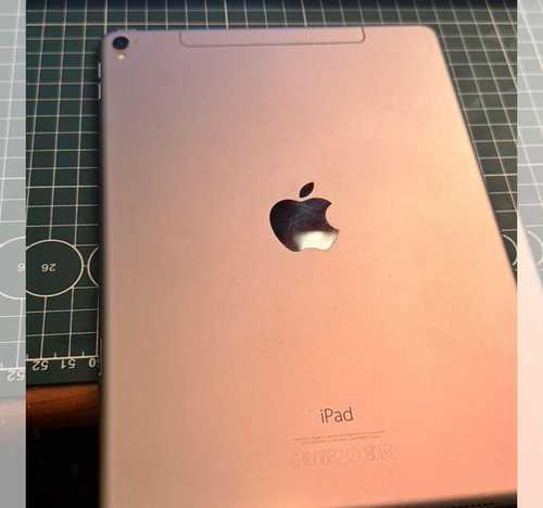 iPad Pro 9.7 2015 LTE (c SIM)