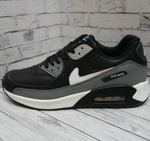 Кроссовки Nike air max essential