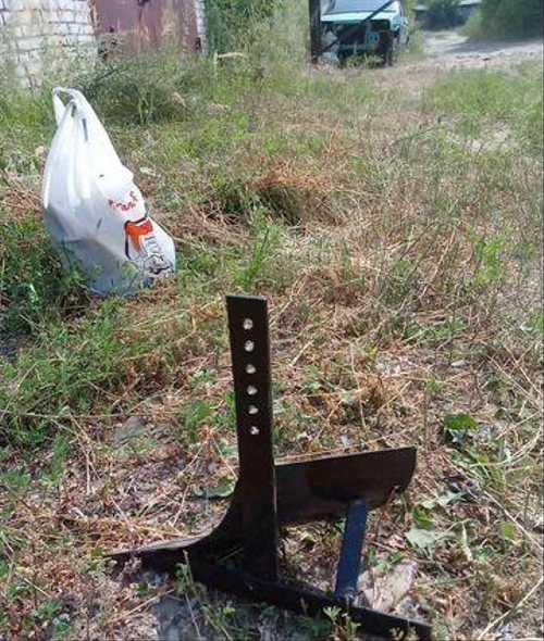 Плуг для мотоблока