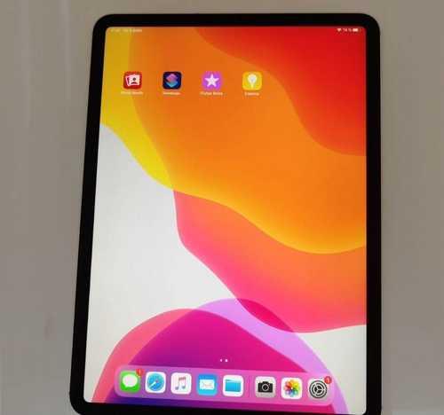 Планшет Apple iPad Pro 11 (1-го поколения) (2018)