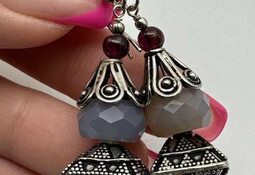 Серьги длинные серебро 925 халцедон гранат