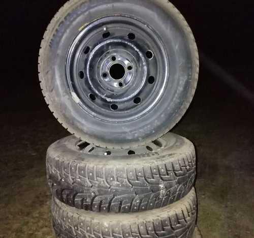 Колеса в сборе r14 зимние 4 шт