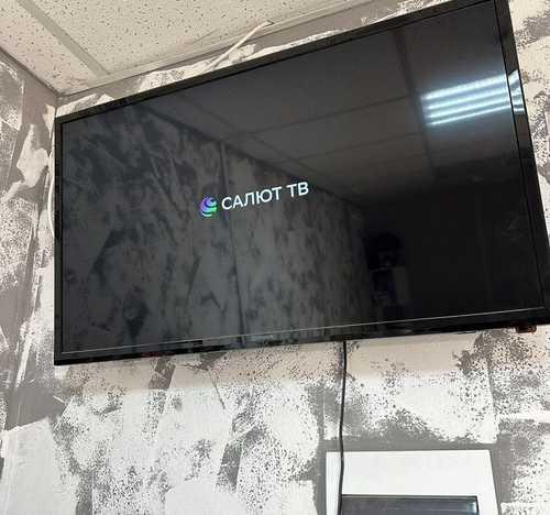 Телевизор SMART tv