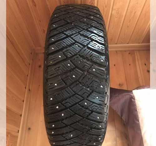 Goodyear Ultragrip Ice Arctic 205/65 R16