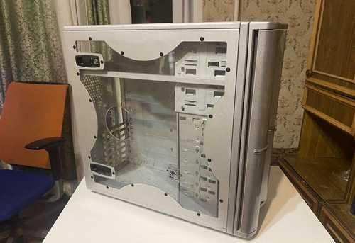 Корпус ThermalTake soprano