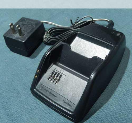 Зарядное устройство Motorola 15V 250mA