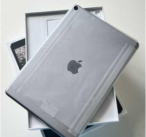 Новый iPad Pro 10.5” 64GB Space Gray, в пленках