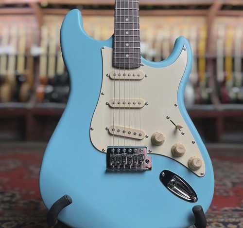 Электрогитара DeMarco dmsest202 Stratocaster SSS Sky Blue