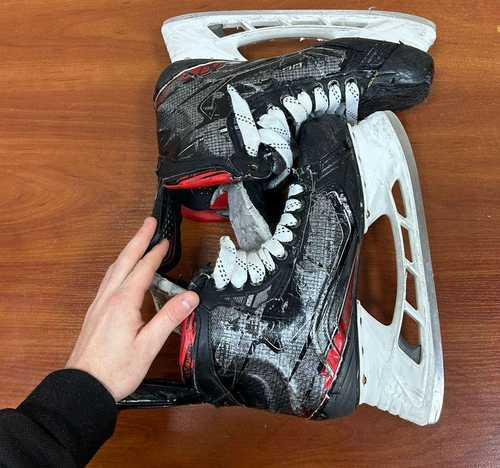 Хоккейные коньки bauer vapor 2x