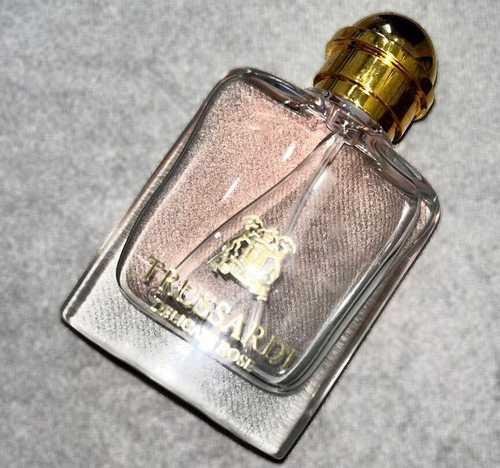 Trussardi delicate rose духи