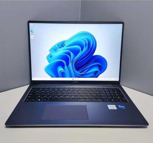 Ноутбук Huawei MateBook 16 Intel i5 16/512