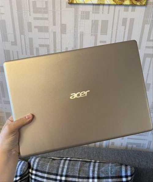 Acer Swift SF113-31 Full HD