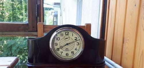 Настольные часы владимир(60е г.)