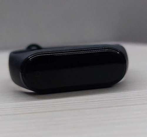 Часы Mi SMART Band 5