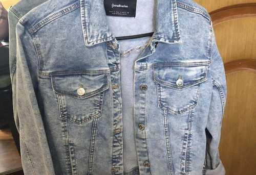 Джинсовая куртка Stradivarius S