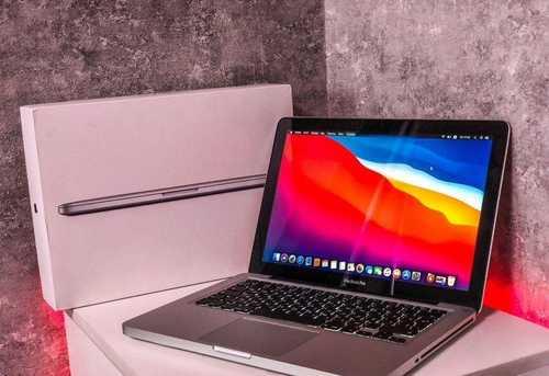 Мощный MacBook Pro 13 Core i7 10/740 гб SSD