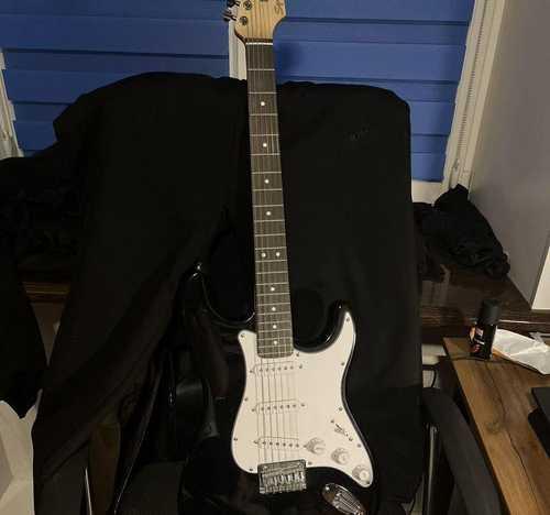 Электрогитара Fender squier