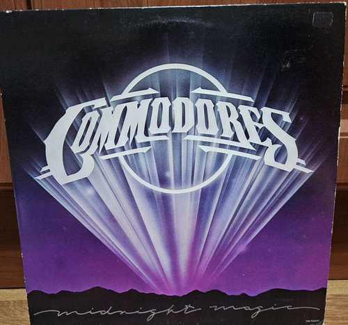 Commodores – Midnight Magic