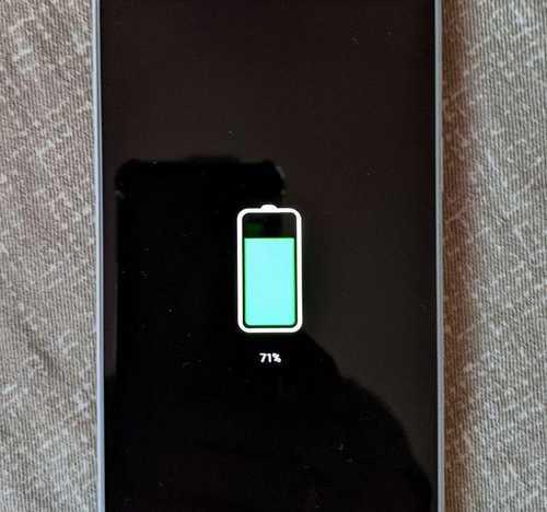 Meizu 15, 4/64 ГБ