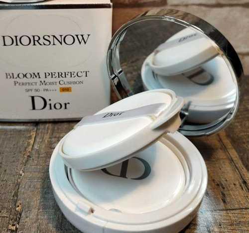 Кушон Diorsnow bloom perfect spf 50 010 dior
