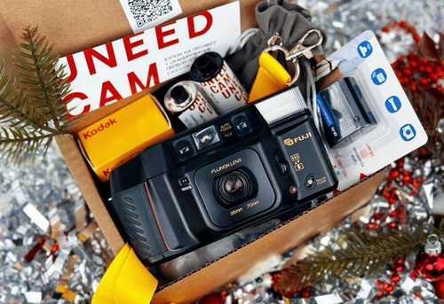 Плёночный фотоаппарт Canon + новогодний набор 8в1