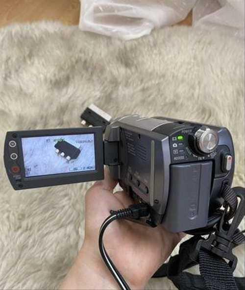 Видеокамера Sony Handycam DCR-SR80E