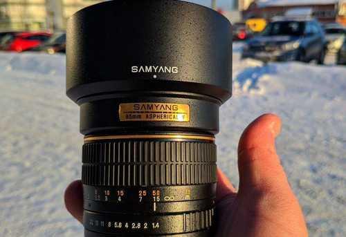 Samyang 85mm f 1.4 sony alpha