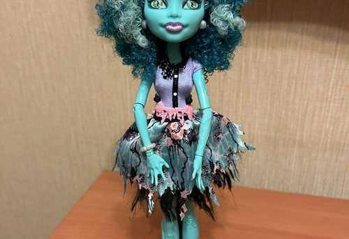 Кукла Монстер Хай monster high Хани Свомп