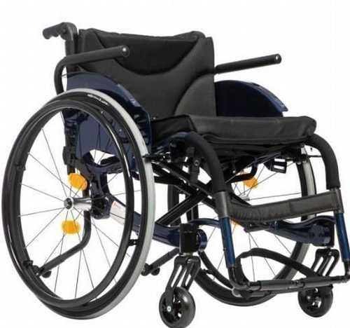 Устойчивая инвалидная коляска S 2000