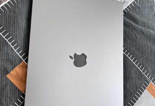 Macbook pro 16 m1