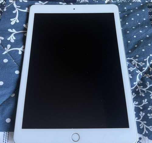 Планшет apple iPad 6 32 GB