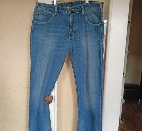 Синие джинсы Армани