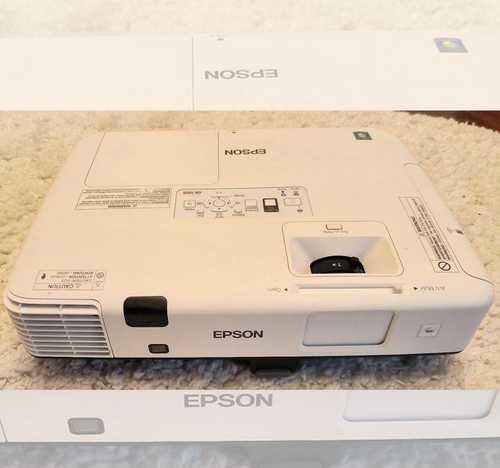 Проектор Epson EB-1955 яркость 4500лм