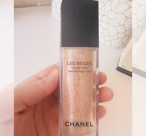 Chanel les beiges тональный флюид