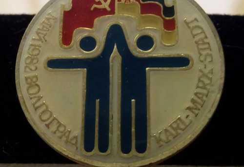 Значки СССР